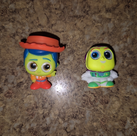 Disney | Toys | Disney Doorables Neon Glow Peek Series 2 Pc Set | Poshmark